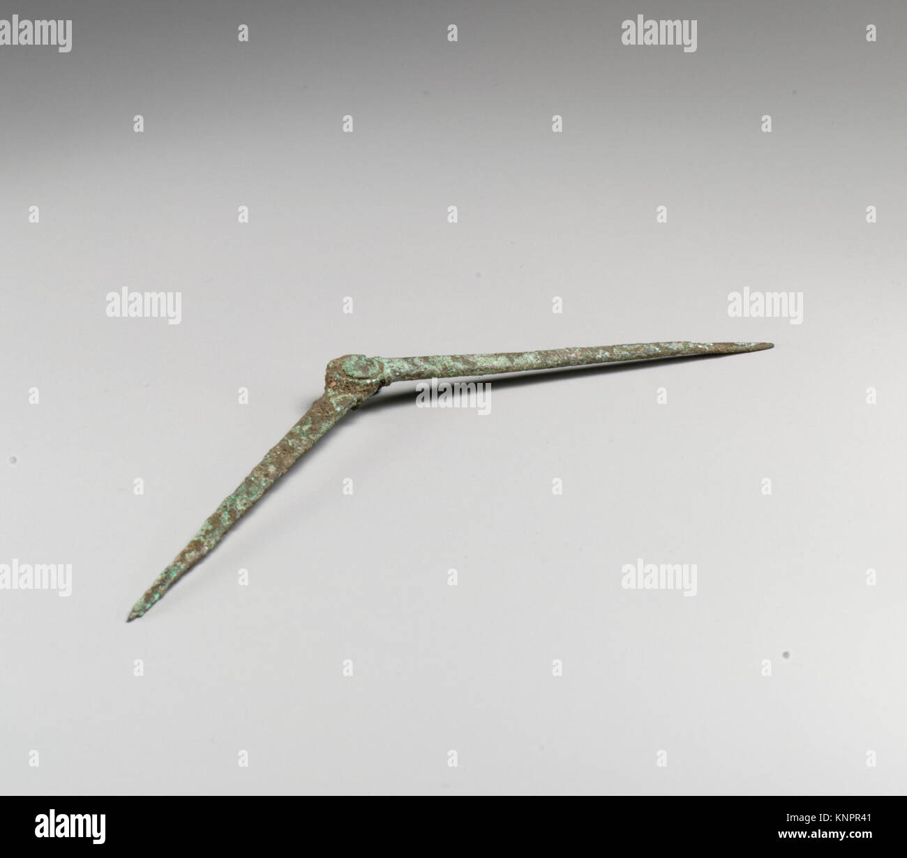 This Roman bronze fragment of a compass or divider shows its design ...