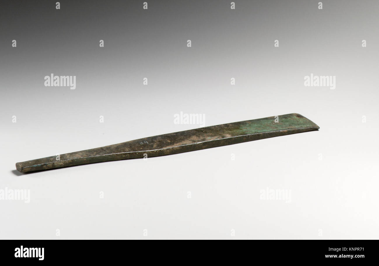 Bronze chisel hi-res stock photography and images - Alamy