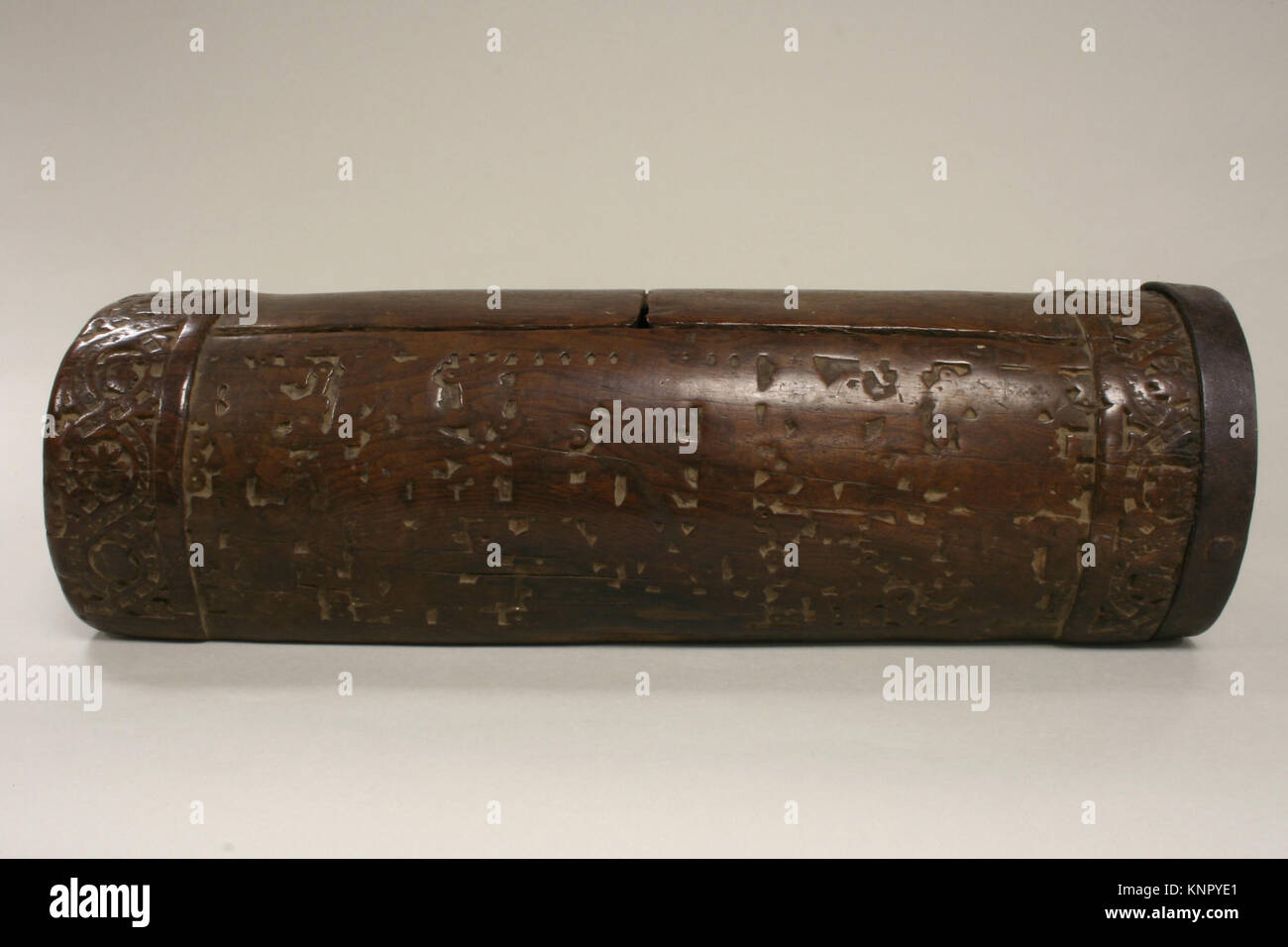 Teponaztli drum hi-res stock photography and images - Alamy