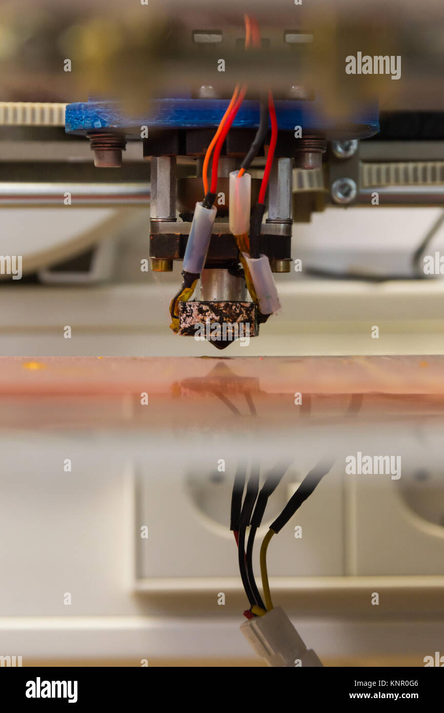 3D Printer Tip Reflective Table Surface Operation Jet Equipment ...