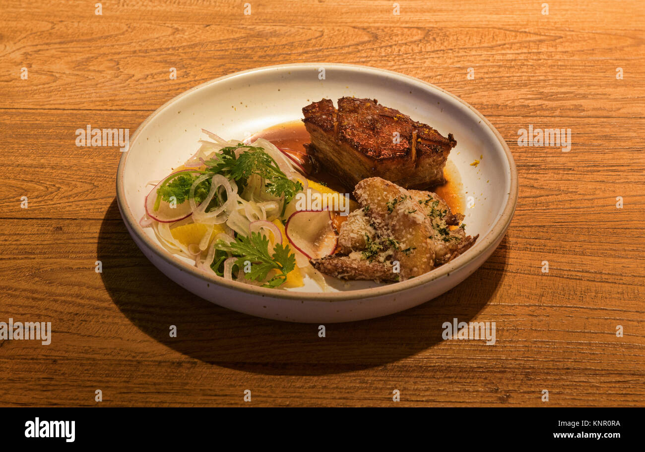 Restaurant entree hi-res stock photography and images - Alamy