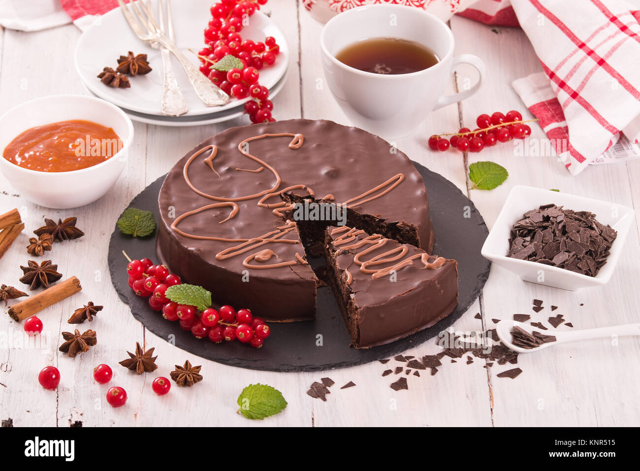 Sacher torte sponge hi-res stock photography and images - Alamy