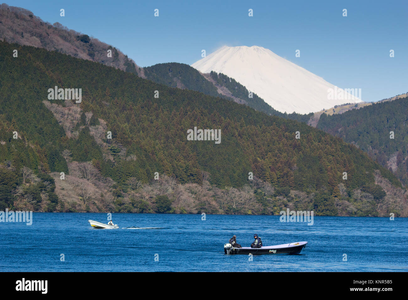 The view from the shore taken across Lake Hakone with Mt Fuji in the ...