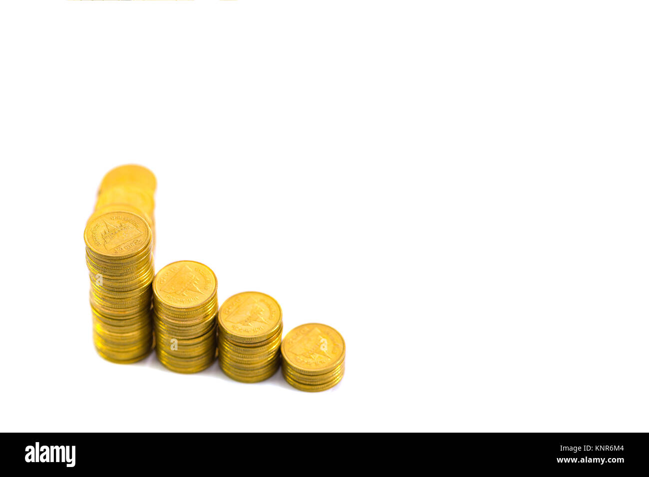 Savings, increasing columns of gold coins, piles of gold coins arranged ...