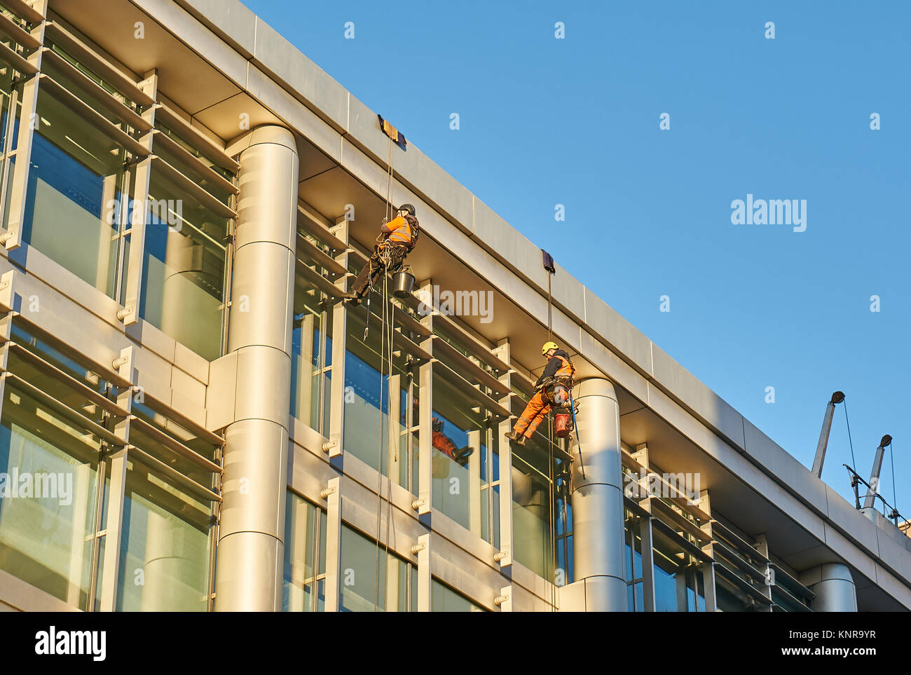Work at height hi-res stock photography and images - Alamy