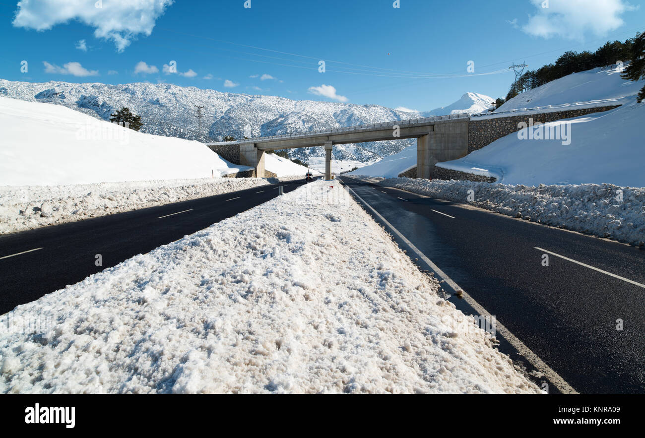Asphalt roads hi-res stock photography and images - Alamy