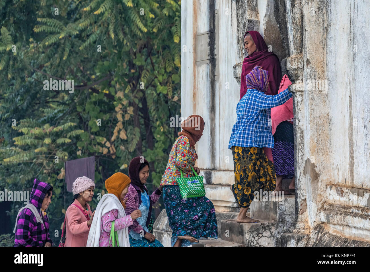 Bagan women hi-res stock photography and images - Alamy