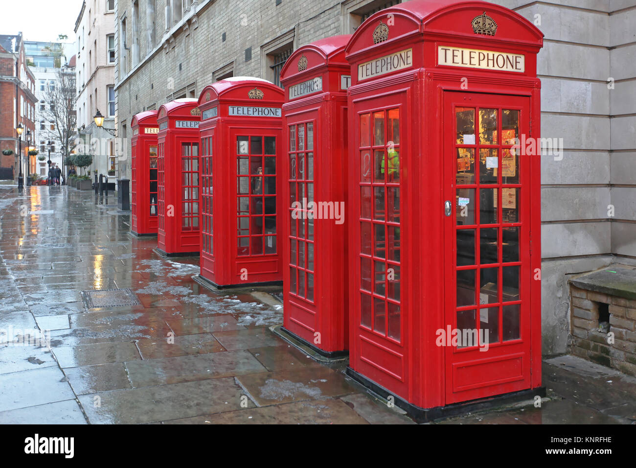 Five public red telephone boxes hi-res stock photography and images - Alamy