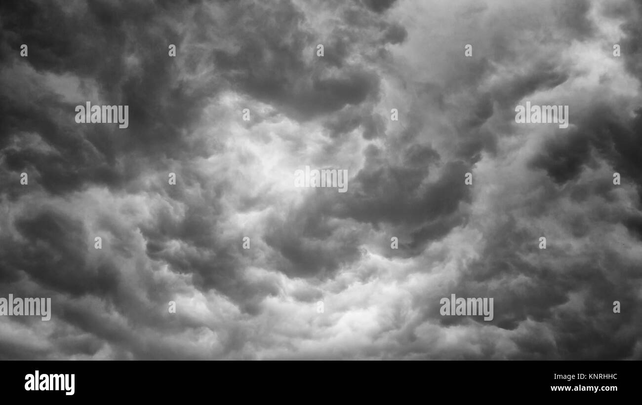 dramatic grey clouds Stock Photo - Alamy