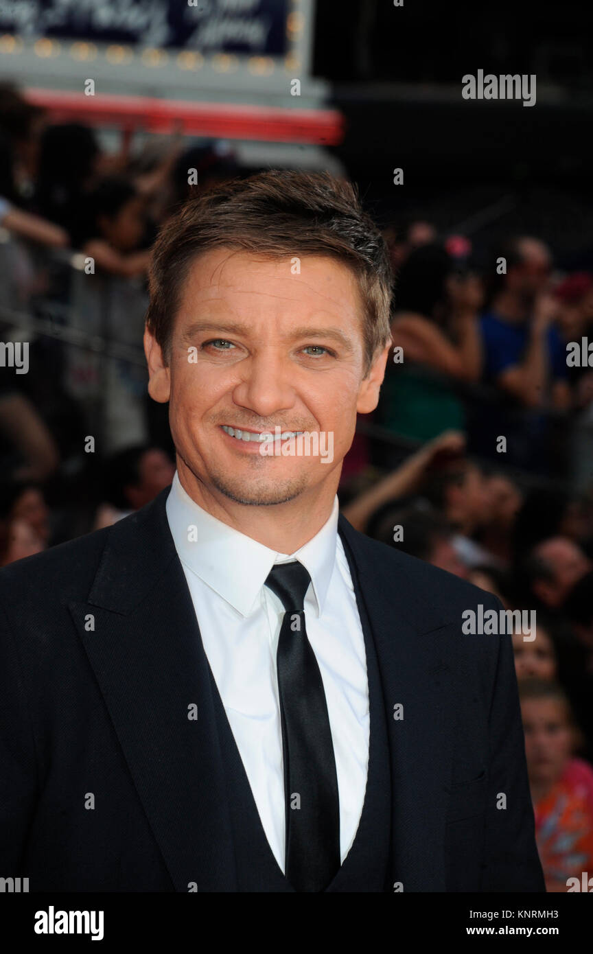 NEW YORK, NY - JULY 27: Jeremy Renner at the New York premiere of ...
