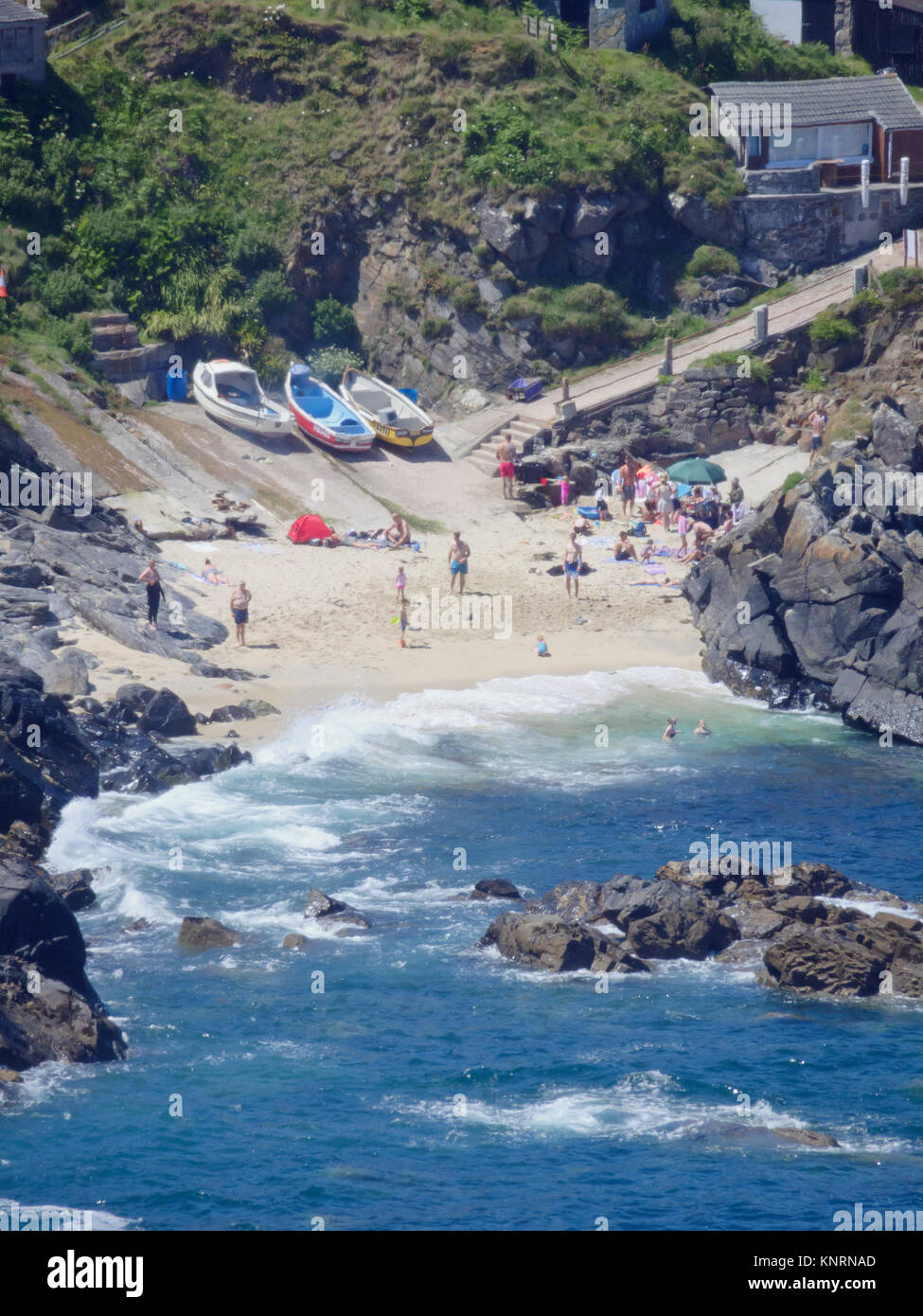 Pendeen cove cornwall hi-res stock photography and images - Alamy