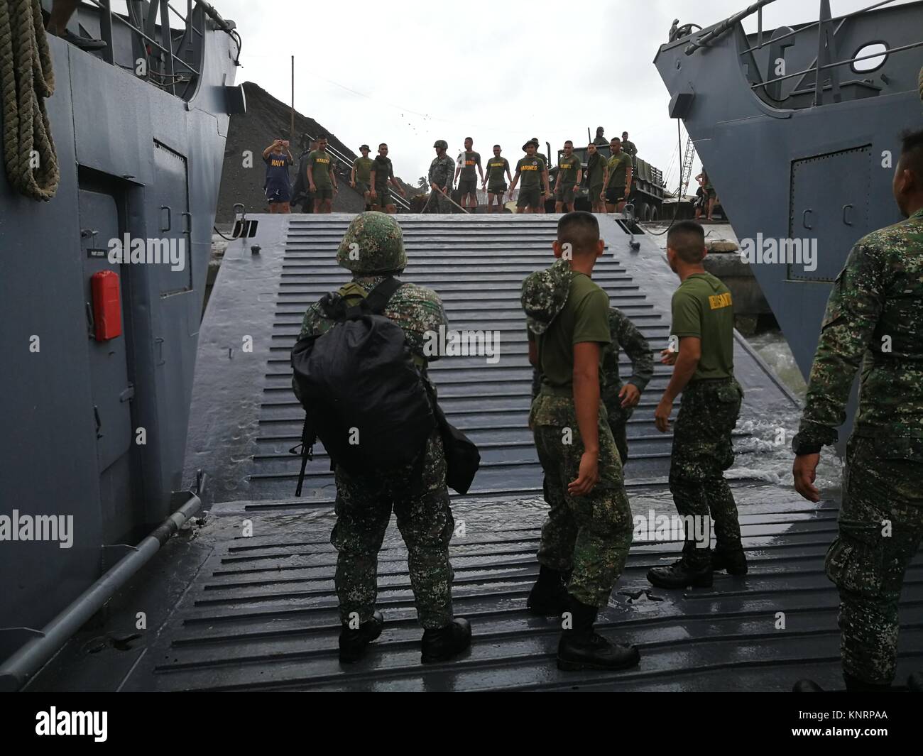 Sulu, Philippines. 12th Dec, 2017. As the government intensifies it's ...