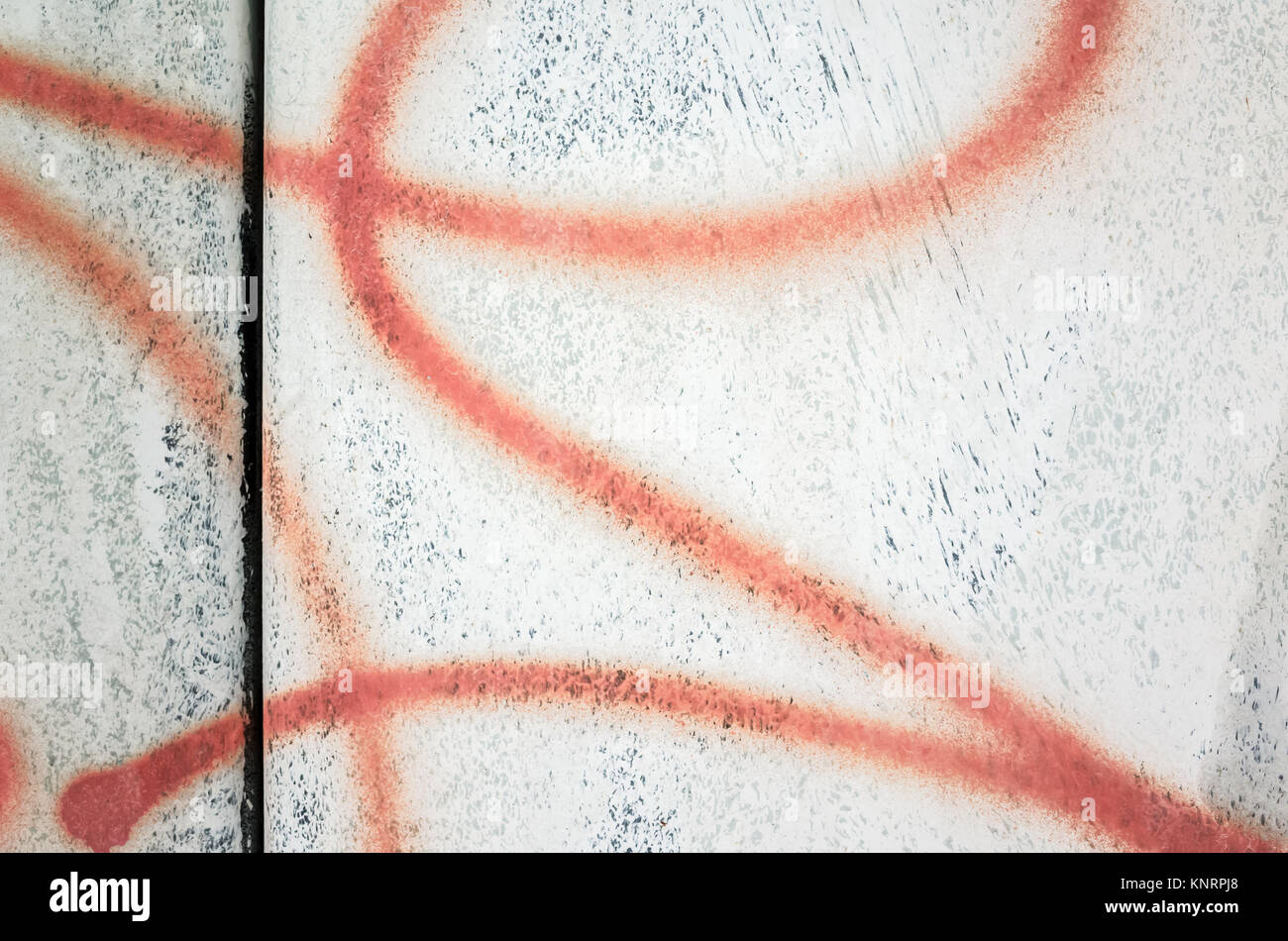 Red and white graffiti wallpaper hi-res stock photography and images ...