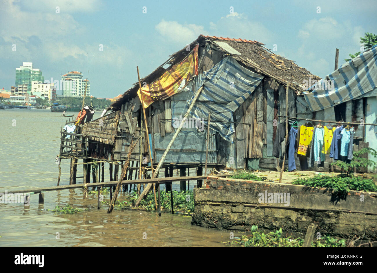 Vietnam stilt house asia hi-res stock photography and images - Alamy