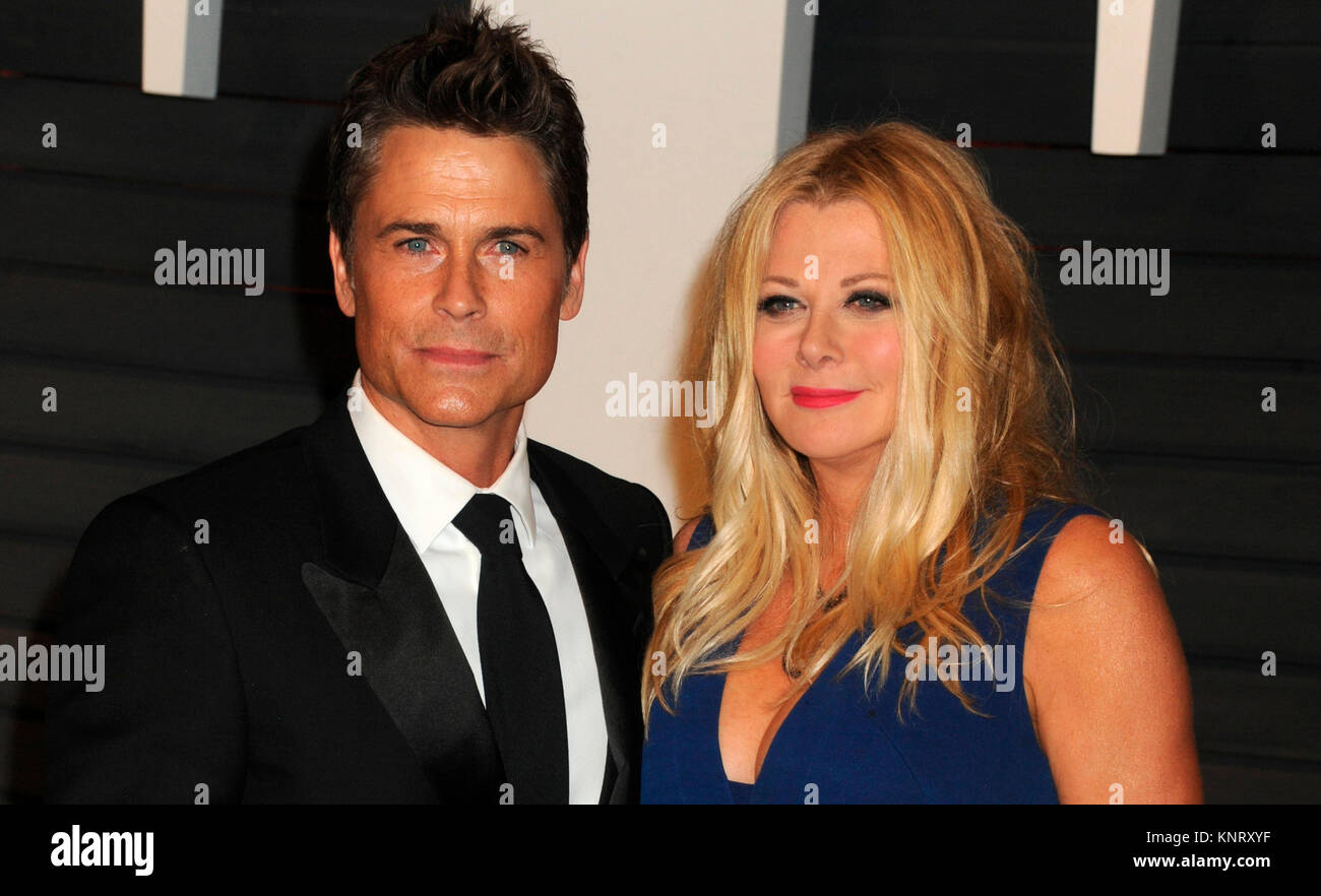 Rob lowe vanity fair oscar party High Resolution Stock Photography and ...