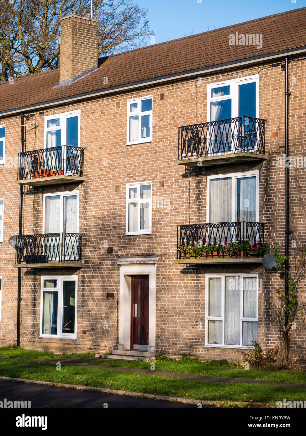 Self contained flat hi-res stock photography and images - Alamy