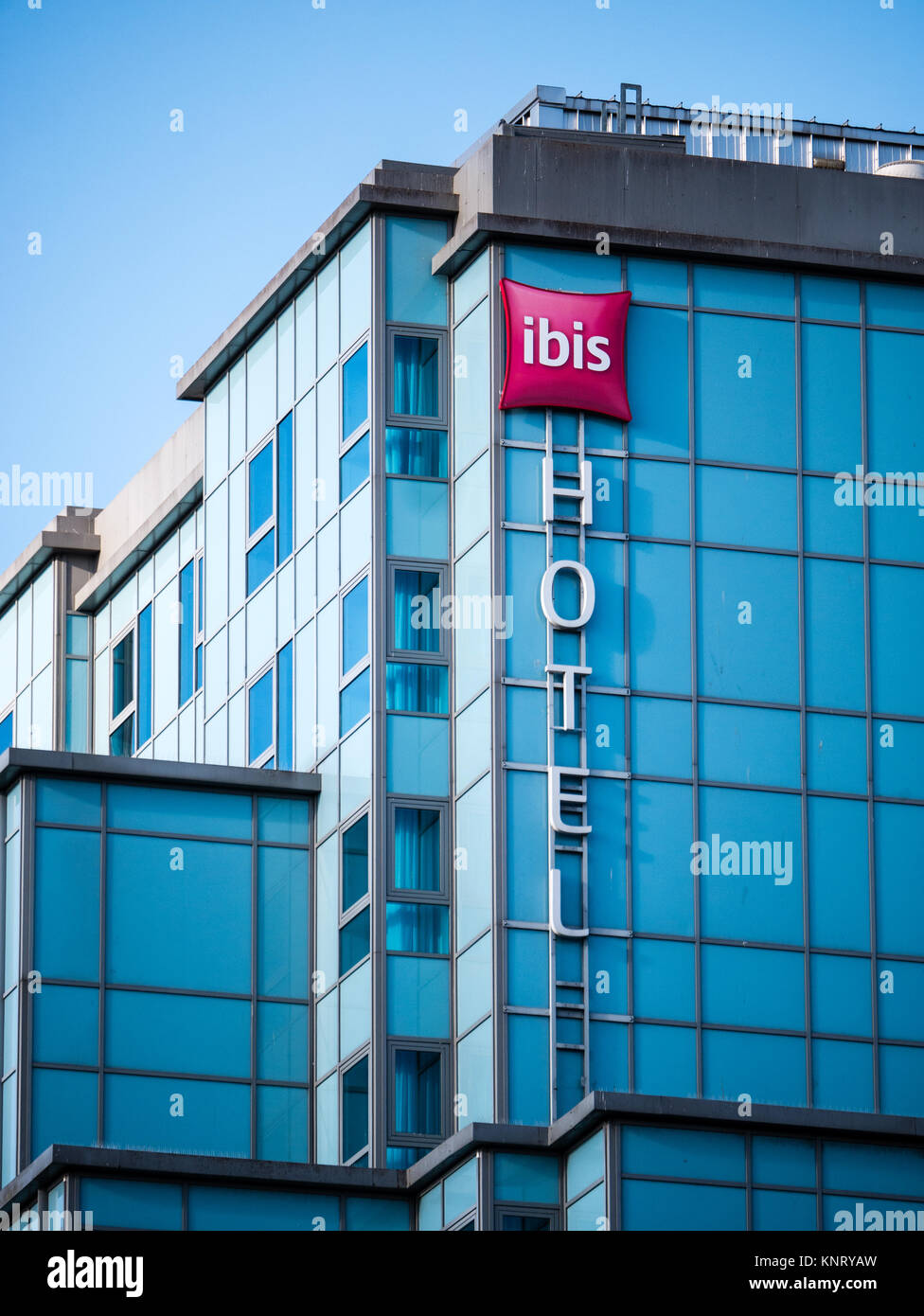 Ibis Hotel, Friar St, Reading, Berkshire, England Stock Photo - Alamy