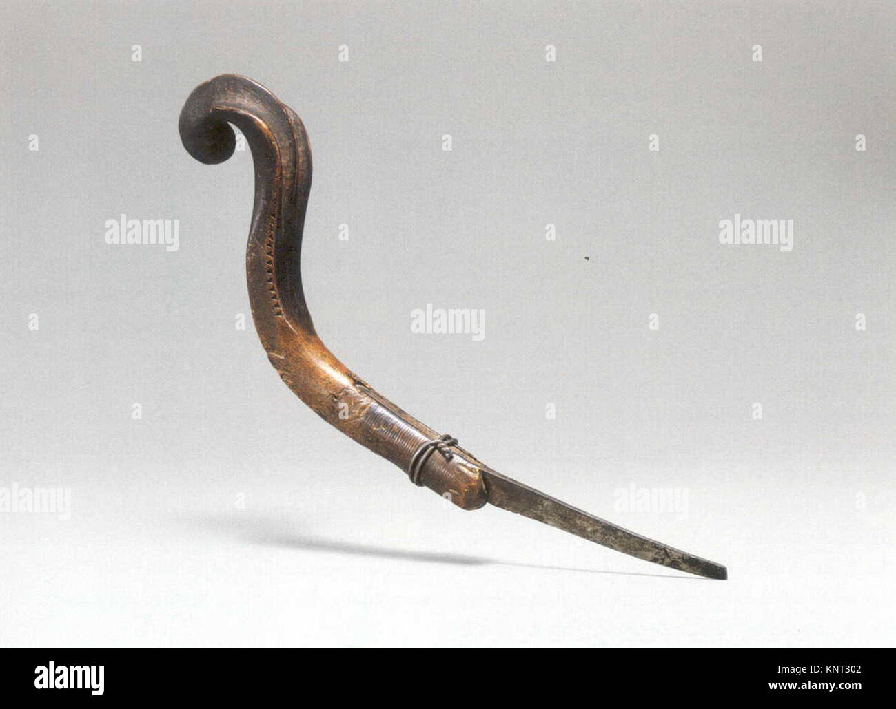 Crooked knife hi-res stock photography and images - Alamy