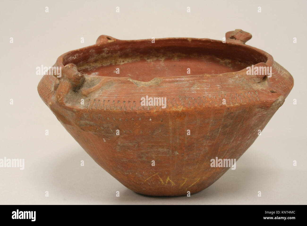 Flared sides hi-res stock photography and images - Alamy