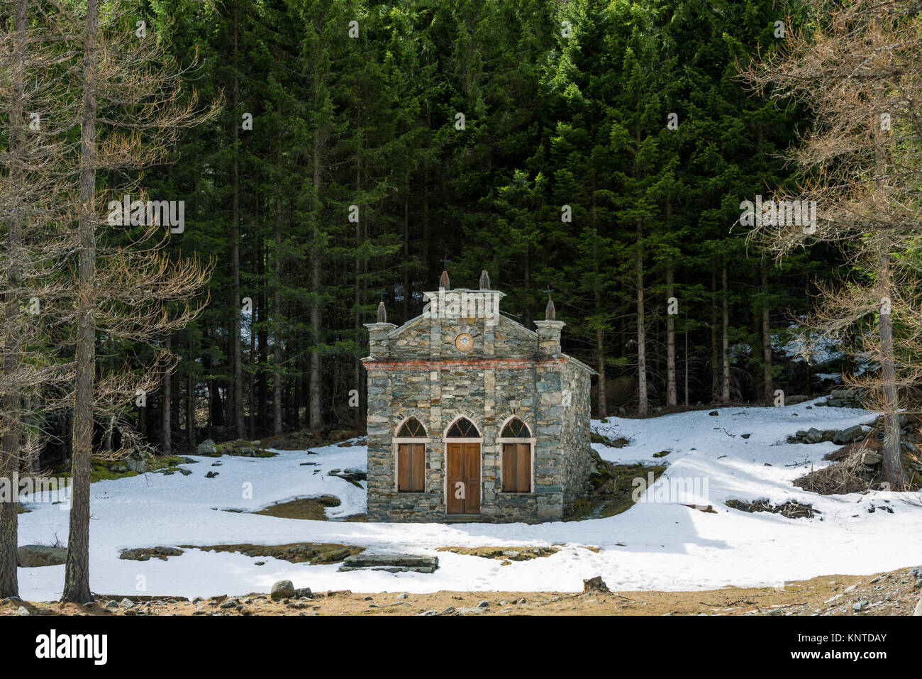 Chapel in the forest in winter hi-res stock photography and images - Alamy