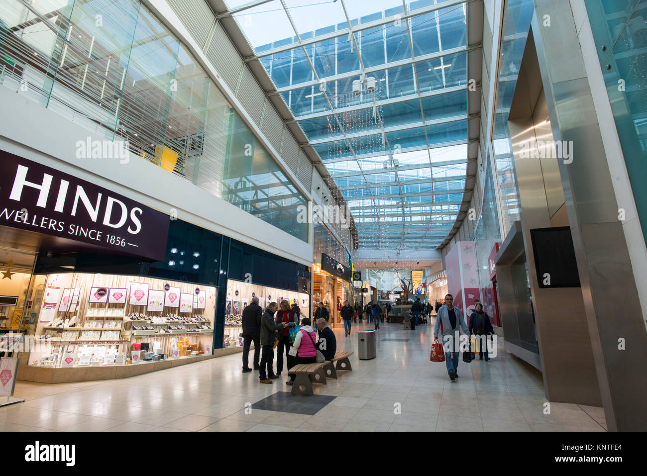 Festival Place Shopping Centre, Basingstoke, UK Stock Photo - Alamy