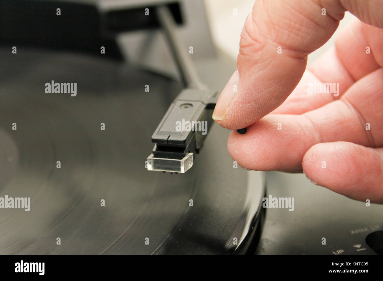 stylus playing a vinyl record Stock Photo - Alamy