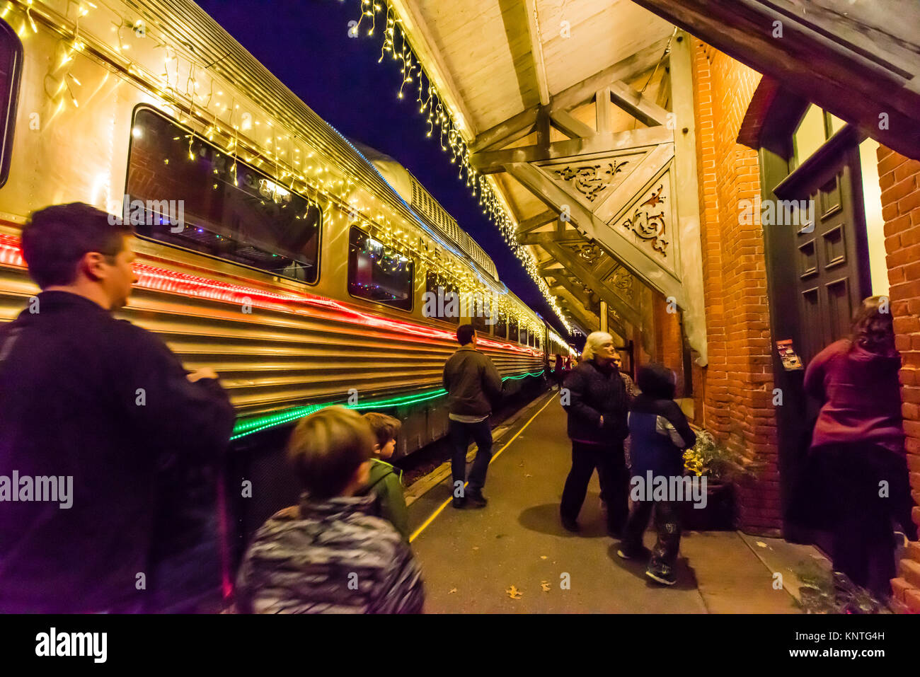Northern Lights Limited The Railroad Museum of New England Thomaston ...