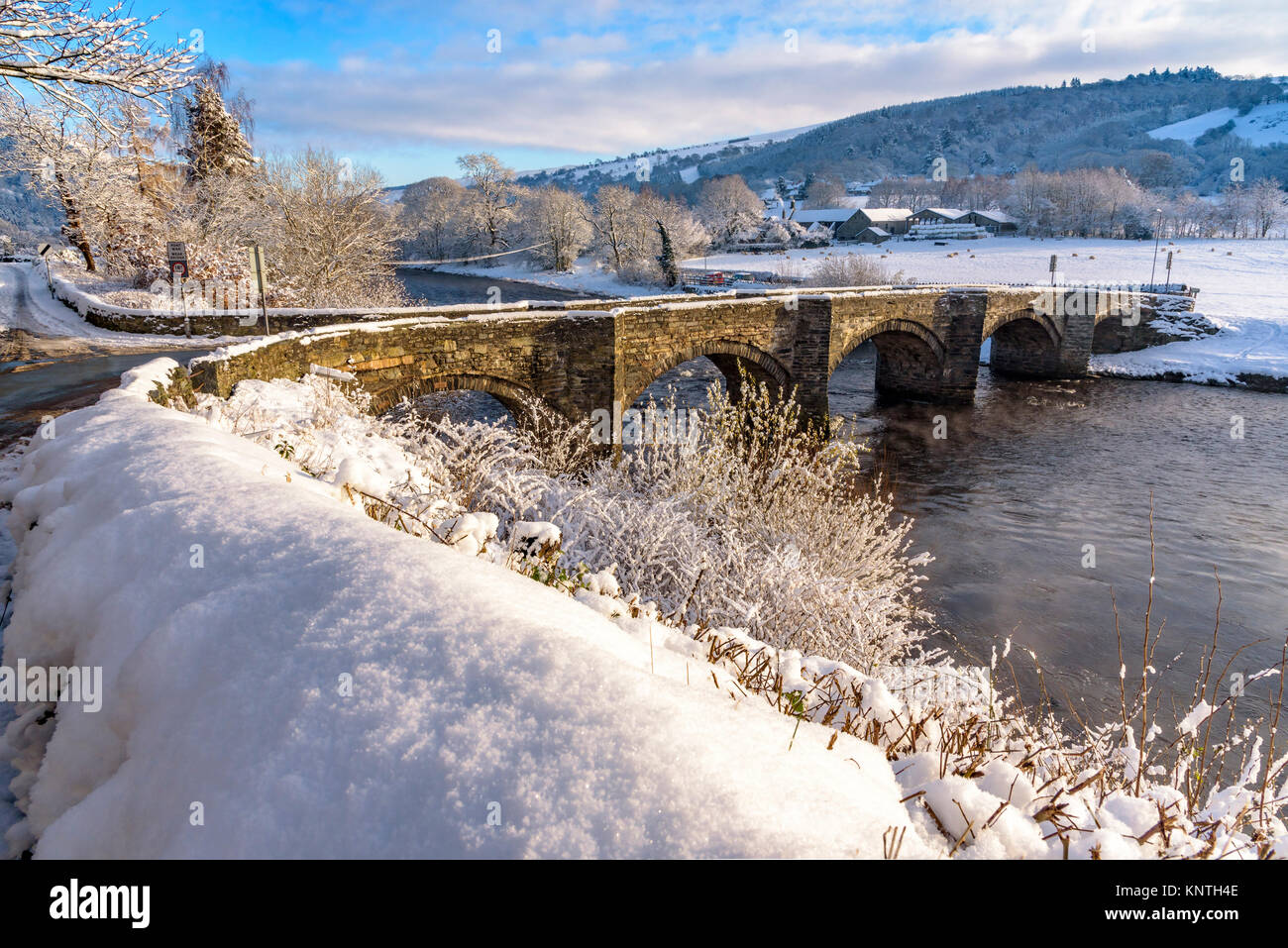 Winter scene wales hi-res stock photography and images - Alamy