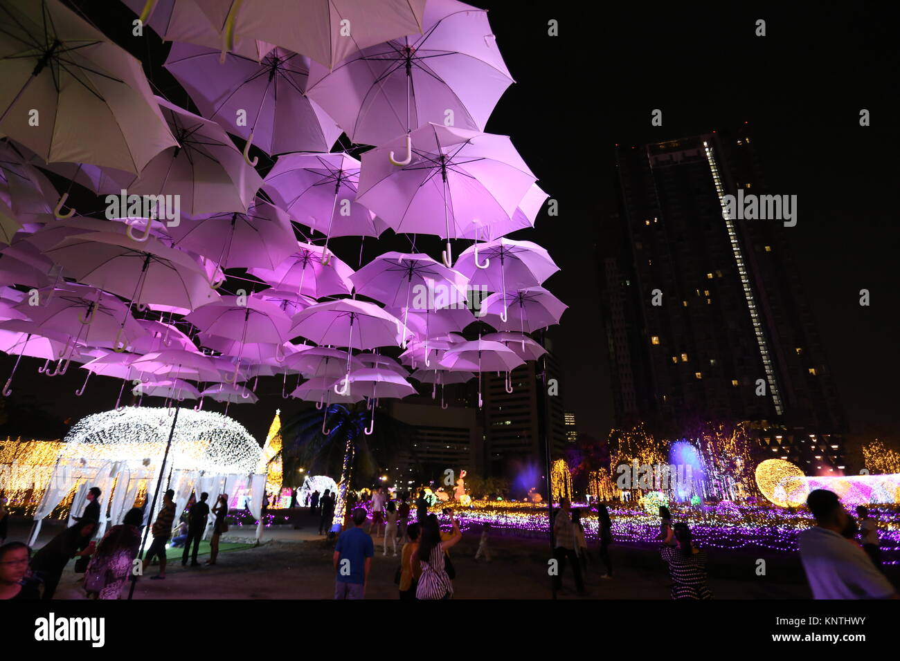 The Festival of Illumination in Bangkok lit up the Ratchada area in the ...
