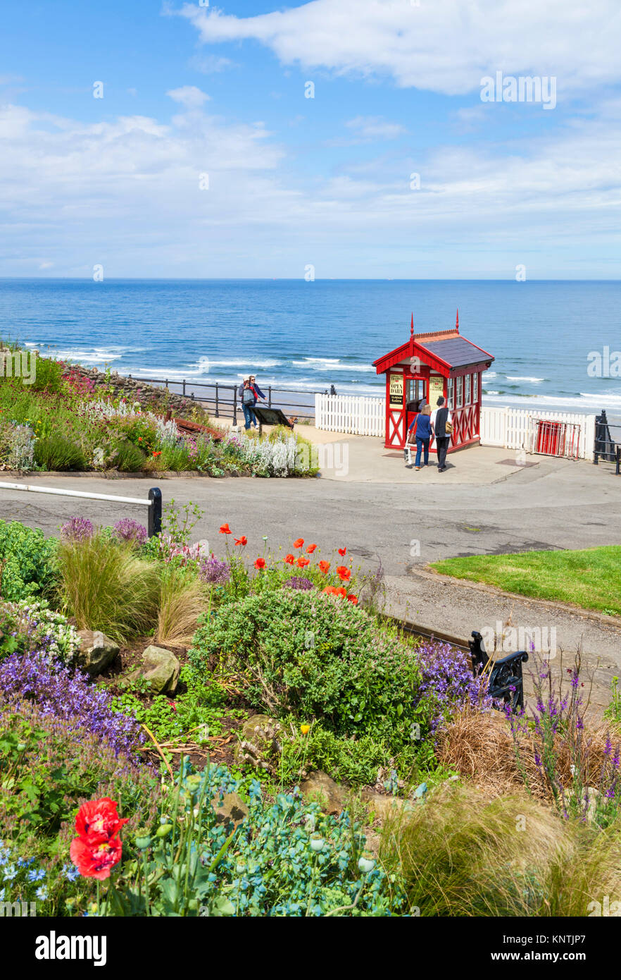 Saltburn cliffs railway hi-res stock photography and images - Alamy