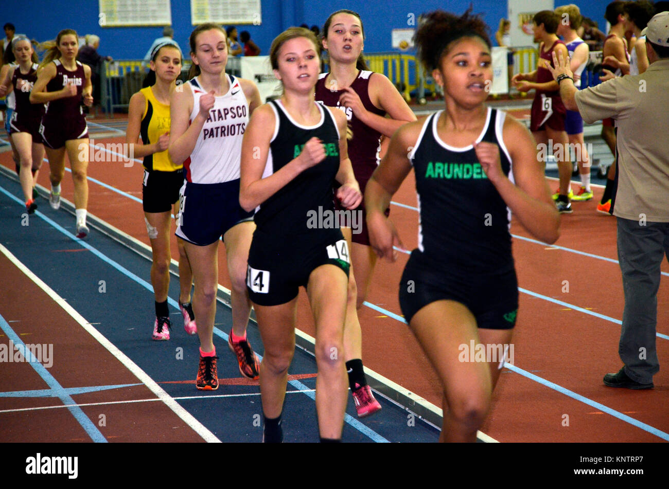 runners in a track meet Stock Photo - Alamy