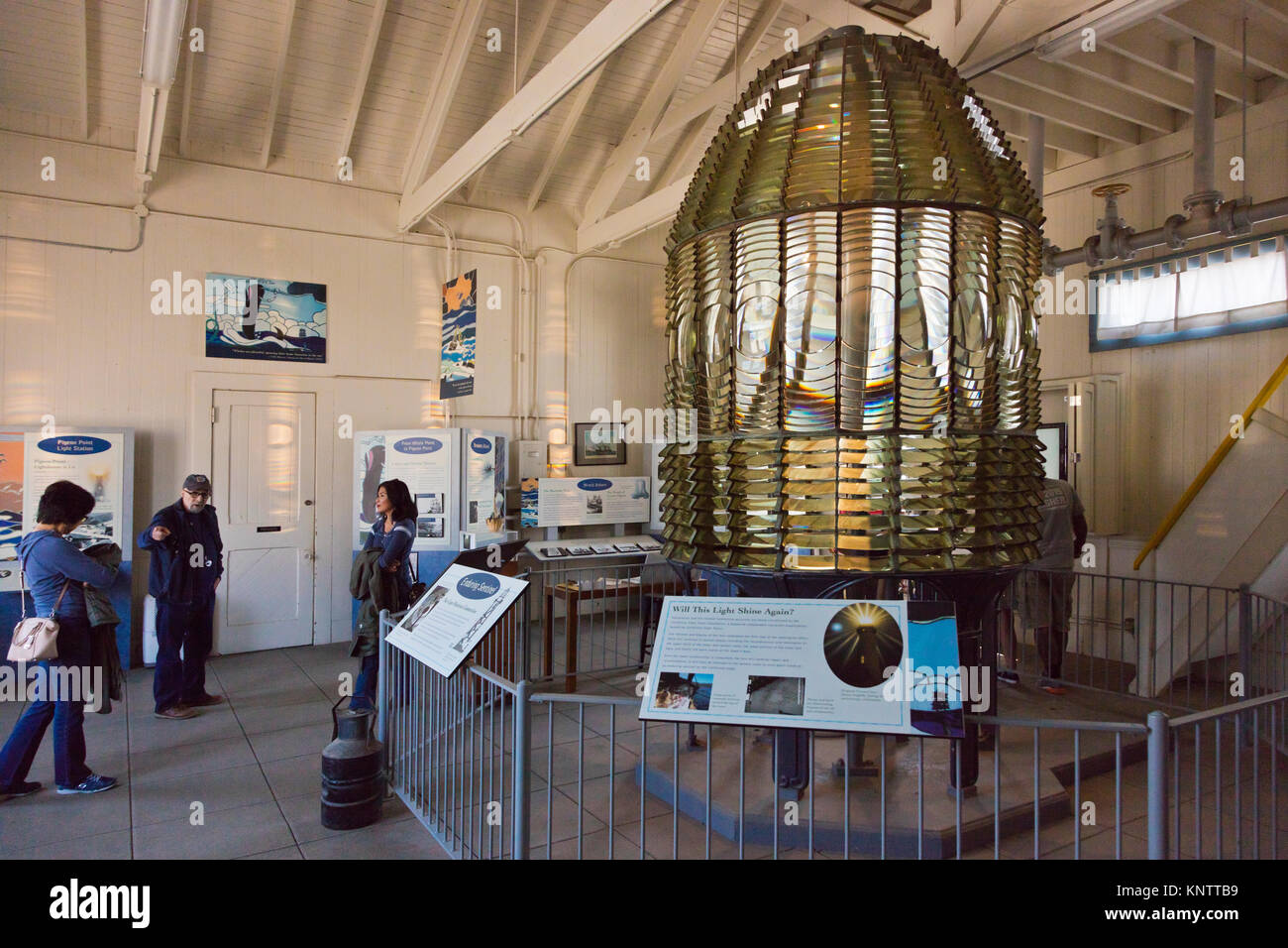 The original FRESNAL LIGHTHOUSE LENS at PIGEON POINT LIGHT HOUSE is on ...