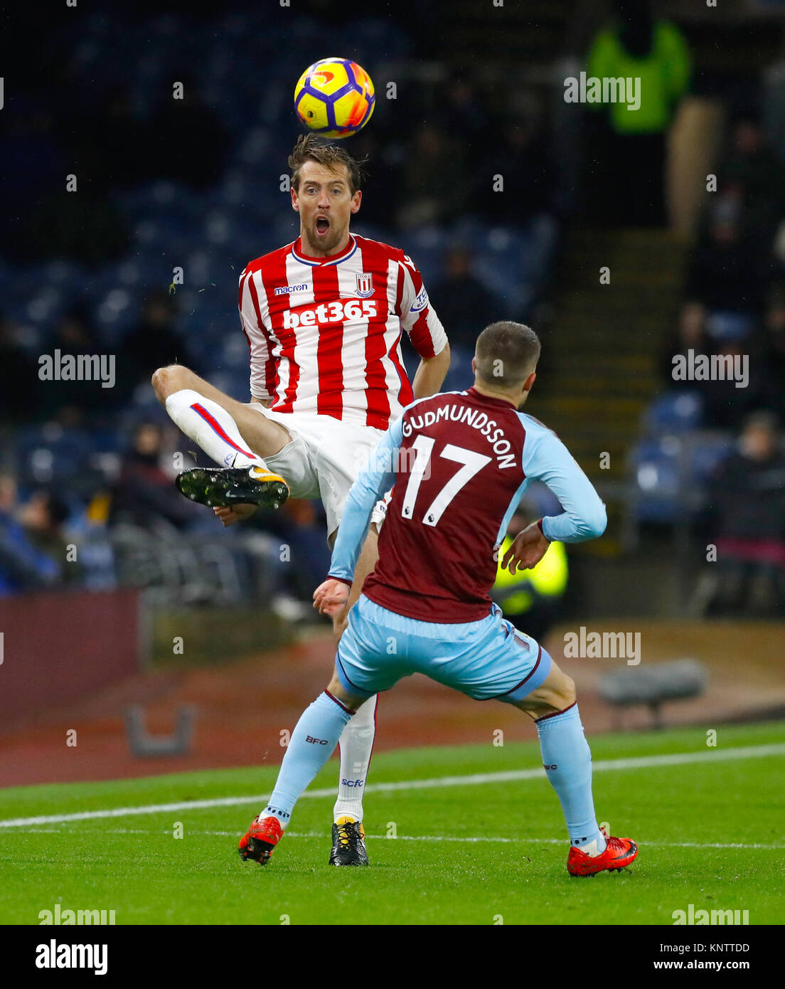 Peter Crouch Burnley High Resolution Stock Photography and Images - Alamy