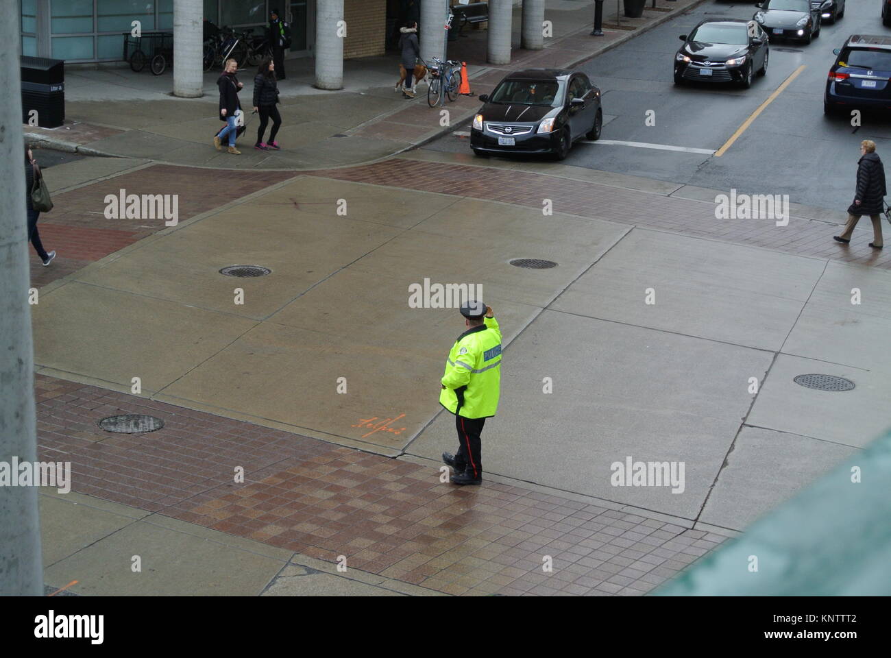 Toronto Police directing traffic in busy downtown Toronto Stock Photo ...