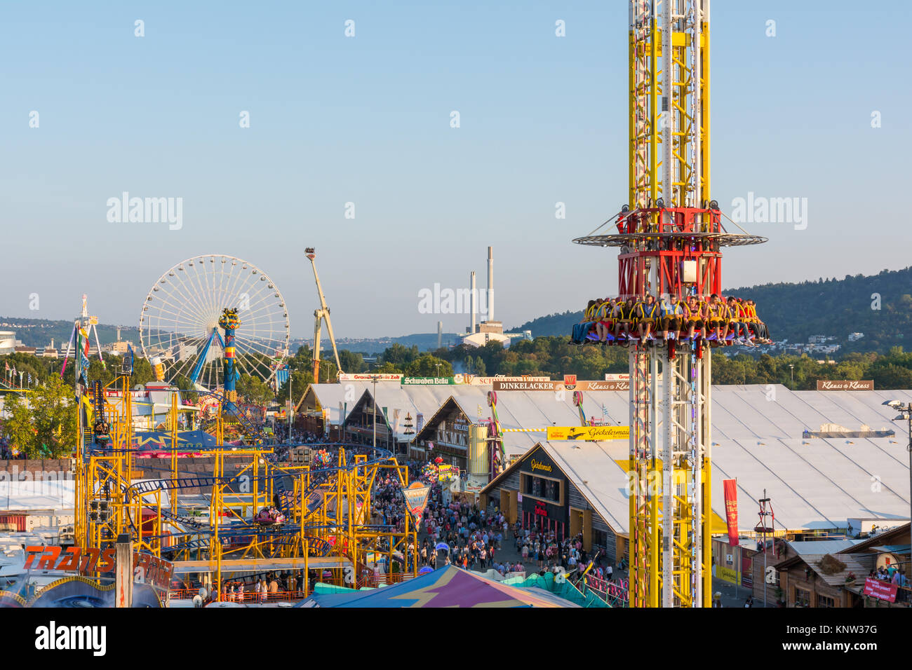 Drop tower ride hi-res stock photography and images - Alamy