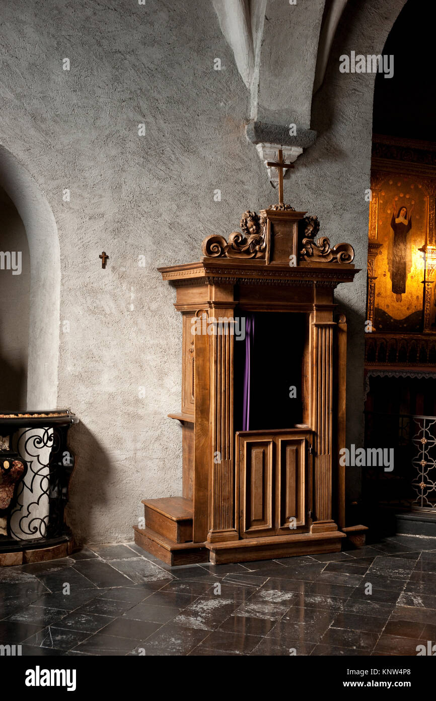 Confession box in church st hi-res stock photography and images - Alamy