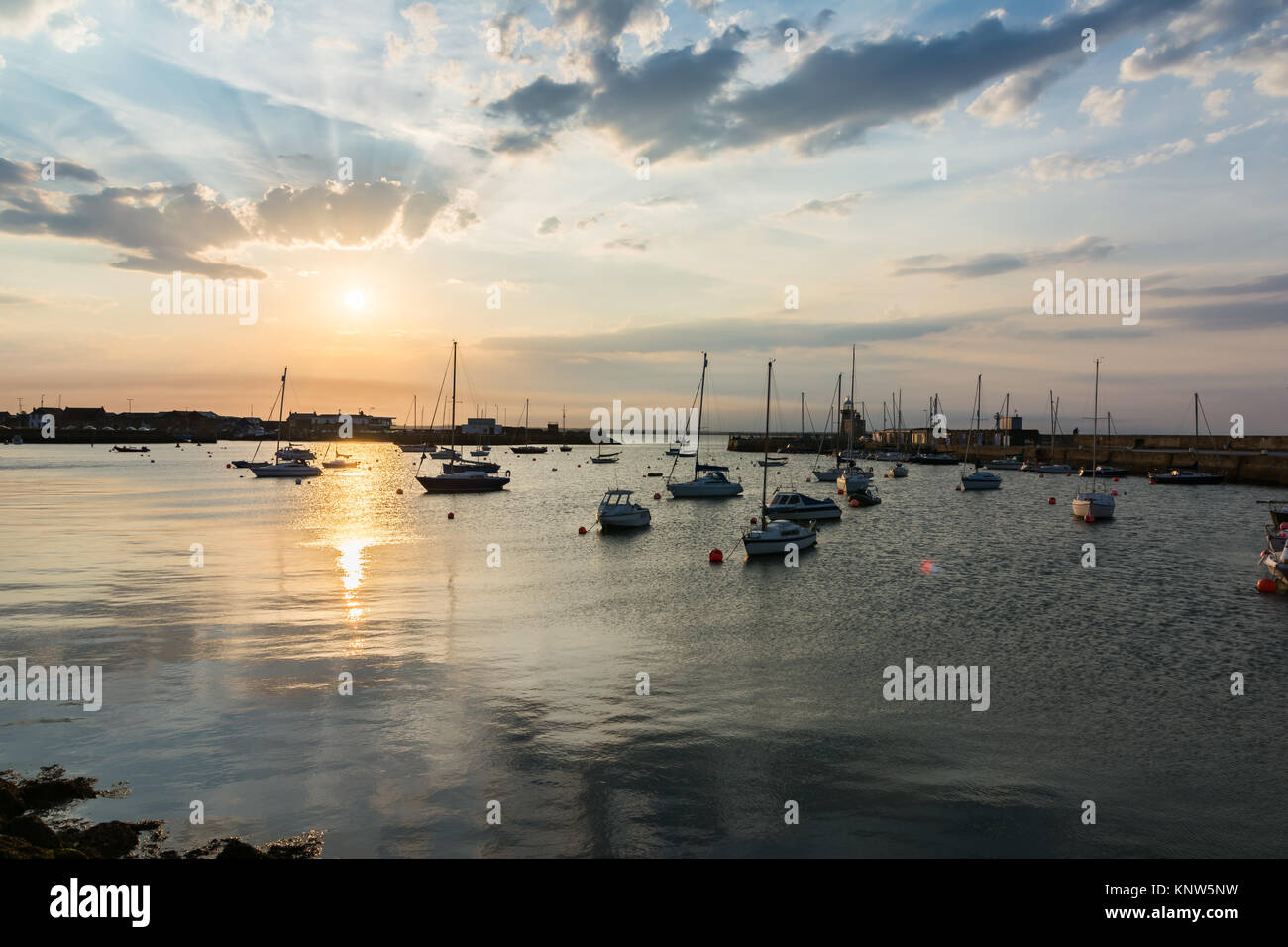 Floating Boats Sunset Anchored Harbor Howth Ireland Landscape Stock ...