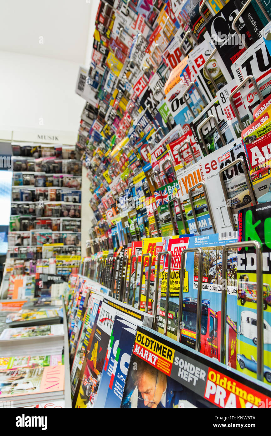 Magazine pages wall hi-res stock photography and images - Alamy