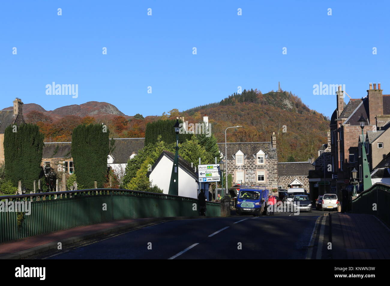 Lord melville monument comrie scotland hi-res stock photography and ...