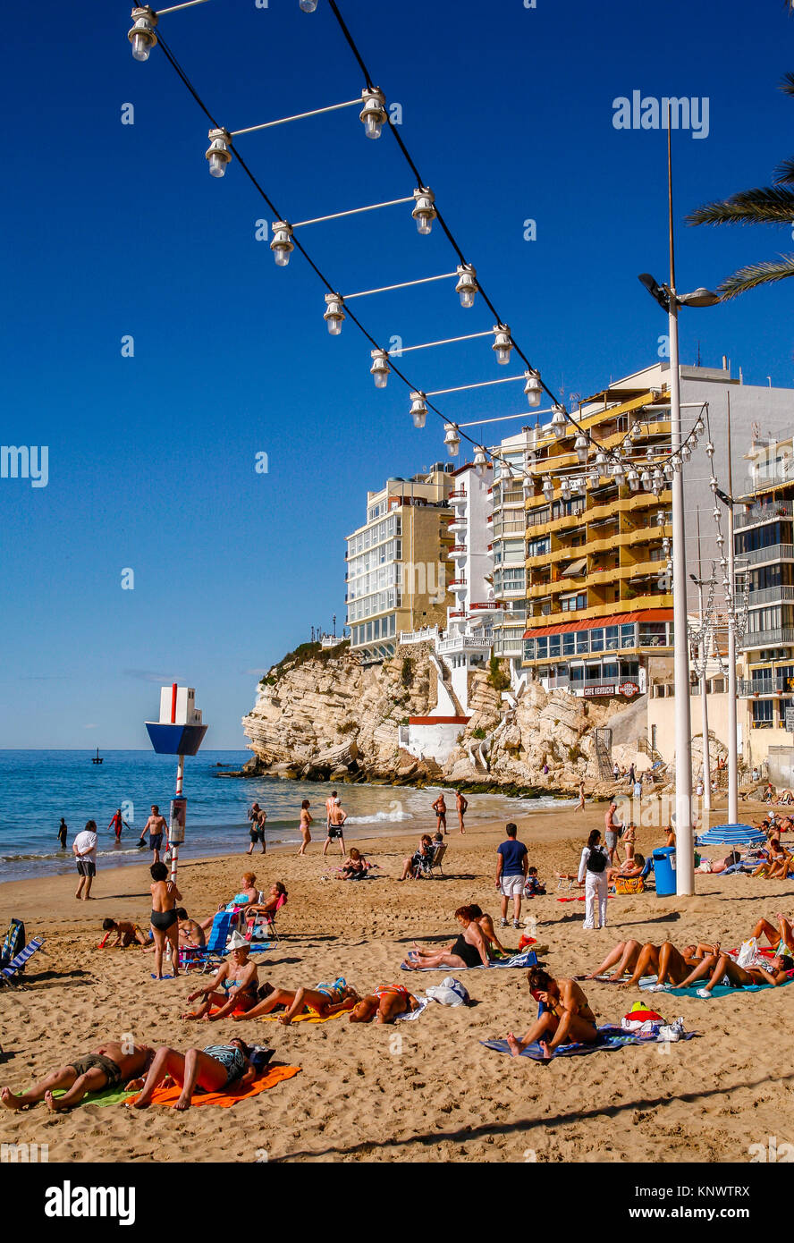 Spiaggia benidorm hi-res stock photography and images - Alamy
