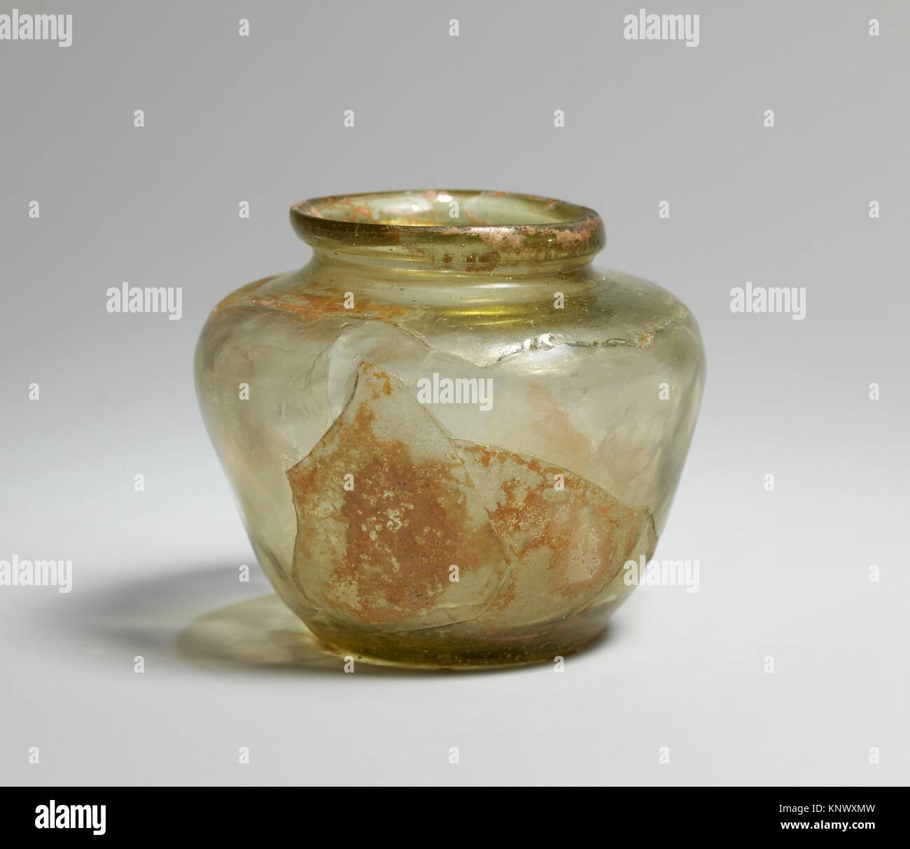 Green glass blown jar hi-res stock photography and images - Alamy