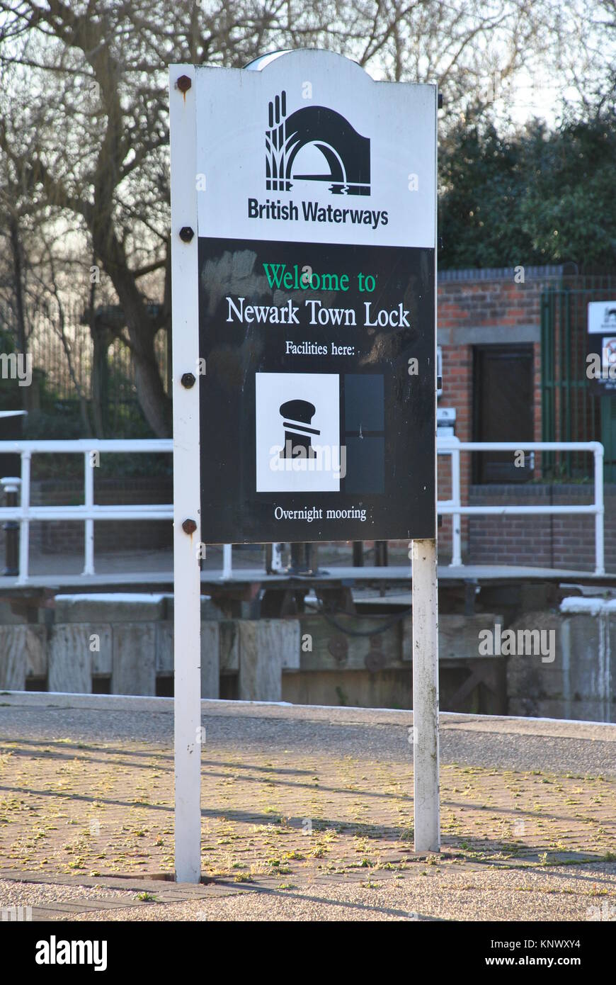 Newark on trent canal hi-res stock photography and images - Alamy