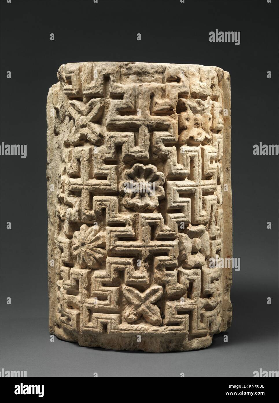 Meander pattern hi-res stock photography and images - Alamy