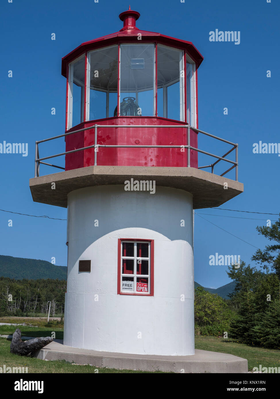 Saint Paul Island Lighthouse, Dingwall, Cape Breton Island, Nova Scotia ...