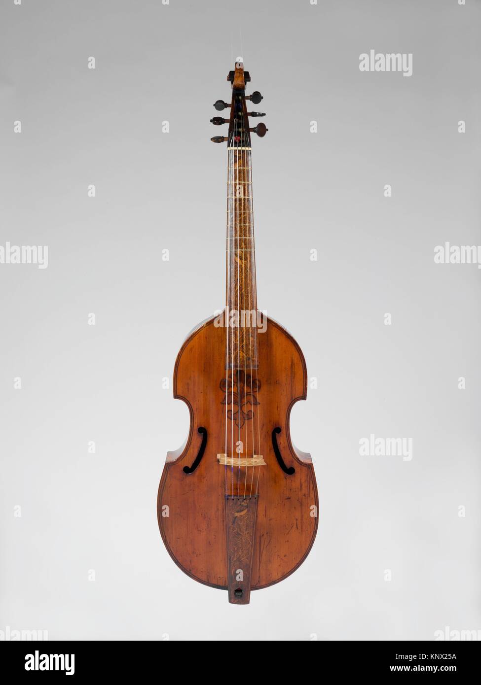 Viola da gamba hi-res stock photography and images - Alamy