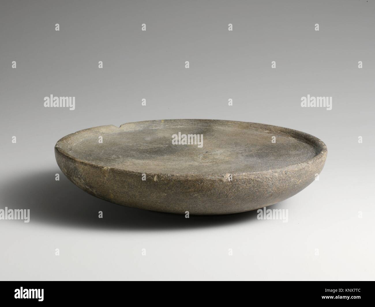 Mortar plate hi-res stock photography and images - Alamy