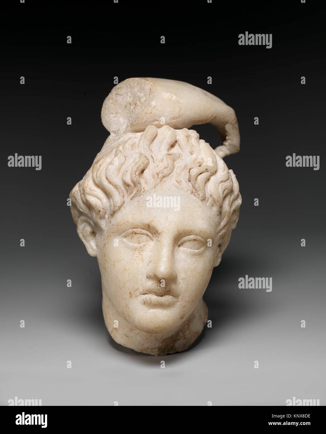 Statue hand open hi-res stock photography and images - Alamy