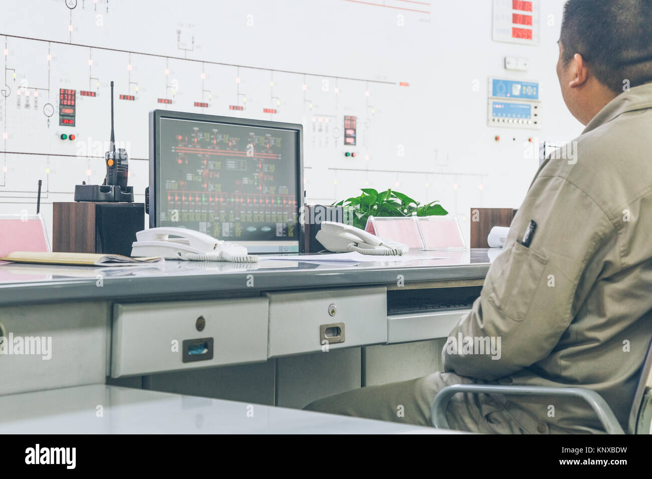 Control room workers hi-res stock photography and images - Alamy