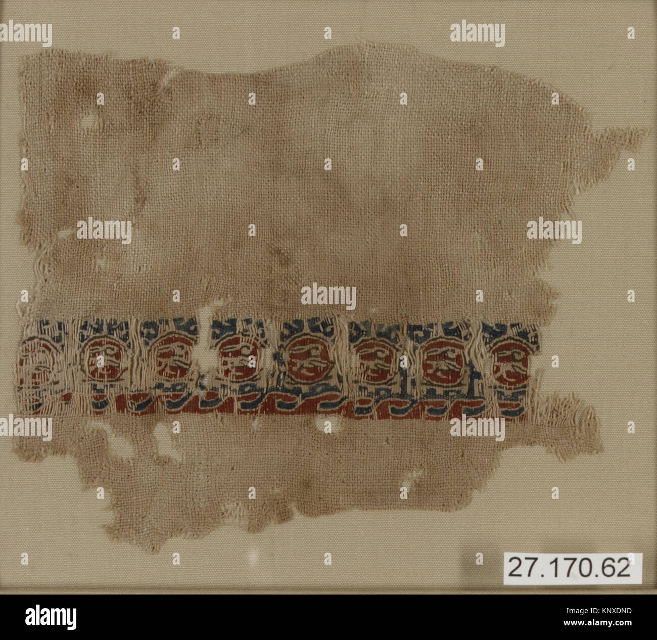 This MET fragment is an 11th-century Egyptian textile made of linen and ...