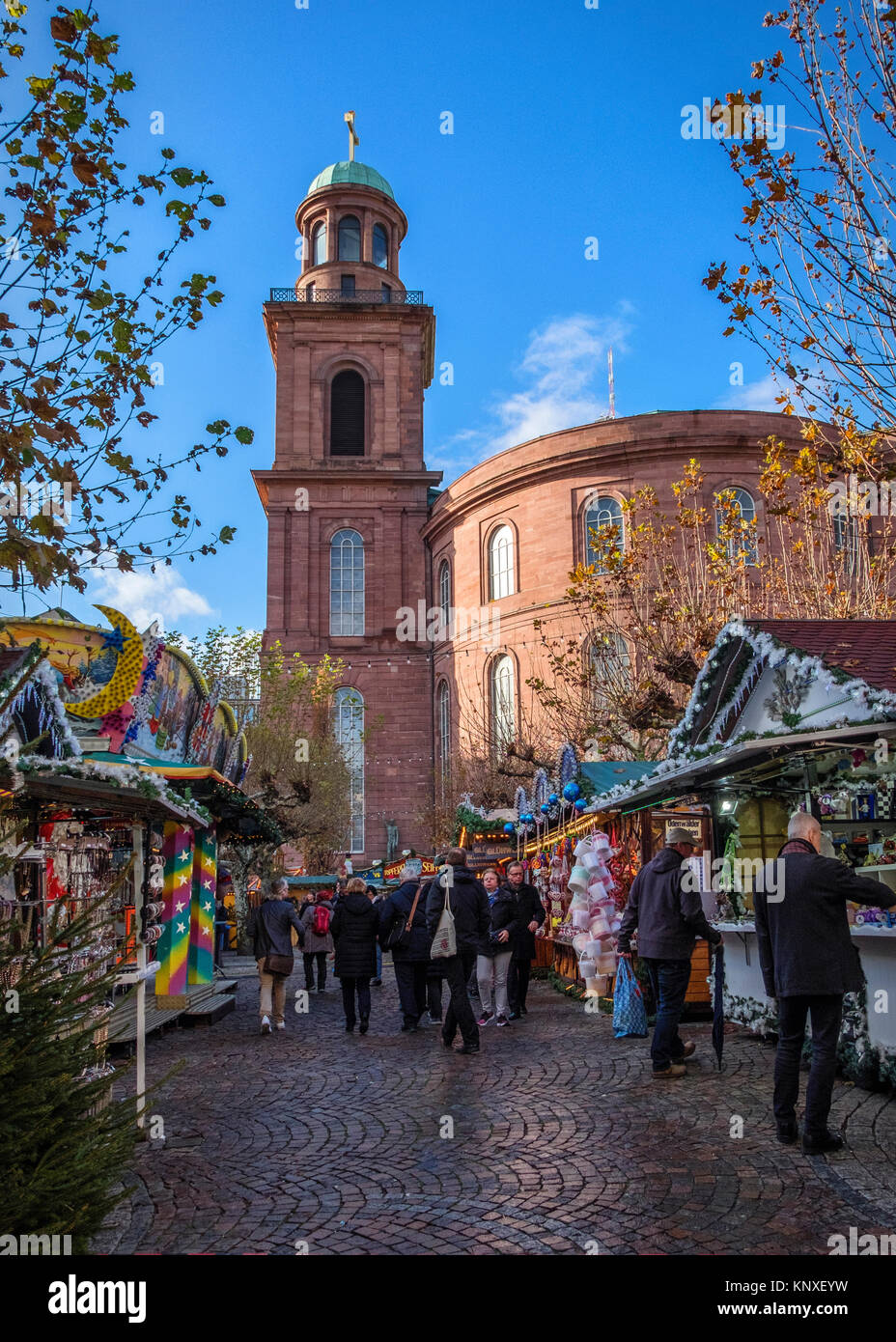 German food stalls hi-res stock photography and images - Alamy